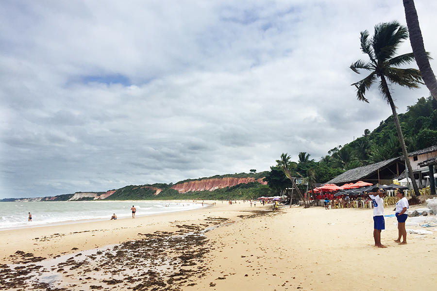 Praia da Pitinga (Arraial d'Ajuda - Bahia) - Eu Viajo com Filhos